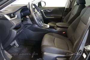Pelēks Toyota RAV4 2023 Tallina, ar dzinēja tilpumu 1.99 L un nobraukumu 39 tūkst. km par 31900 €, foto 12 vietnē AUTOMOTO.COM.LV