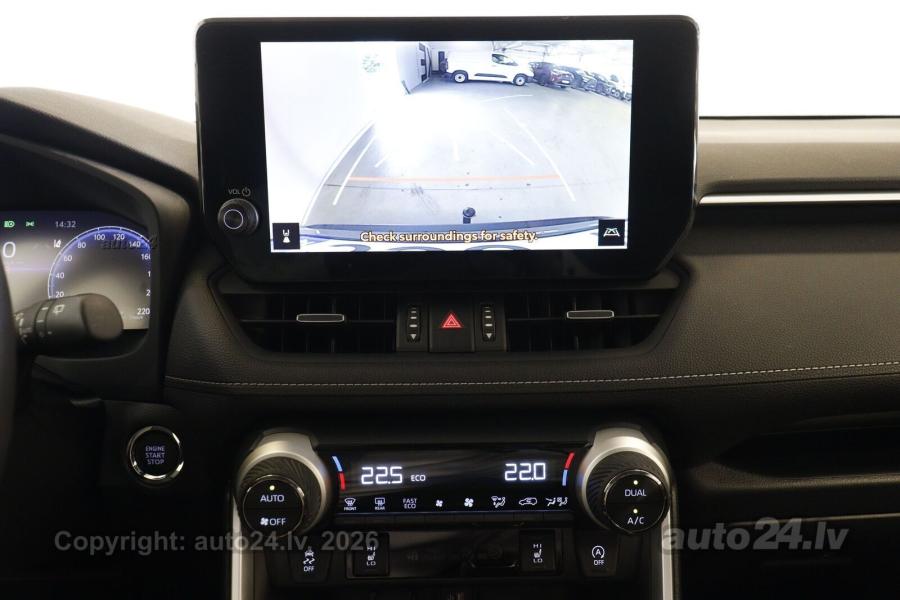 Pelēks Toyota RAV4 2023 Tallina, ar dzinēja tilpumu 1.99 L un nobraukumu 39 tūkst. km par 31900 €, foto 15 vietnē AUTOMOTO.COM.LV