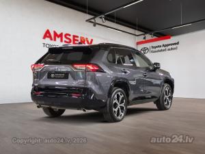 Grey Toyota RAV4 2023 in Tallinn, with an engine capacity of 2.50 L and mileage of 50 thousand km for 42990 €, photo 3 on AUTOMOTO.COM.LV