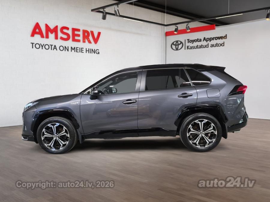 Grey Toyota RAV4 2023 in Tallinn, with an engine capacity of 2.50 L and mileage of 50 thousand km for 42990 €, photo 4 on AUTOMOTO.COM.LV