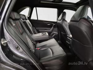 Grey Toyota RAV4 2023 in Tallinn, with an engine capacity of 2.50 L and mileage of 50 thousand km for 42990 €, photo 8 on AUTOMOTO.COM.LV