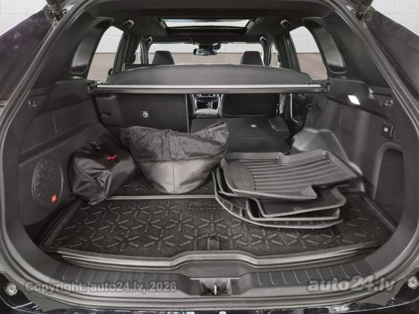Pelēks Toyota RAV4 2023 Tallina, ar dzinēja tilpumu 2.50 L un nobraukumu 50 tūkst. km par 42990 €, foto 10 vietnē AUTOMOTO.COM.LV