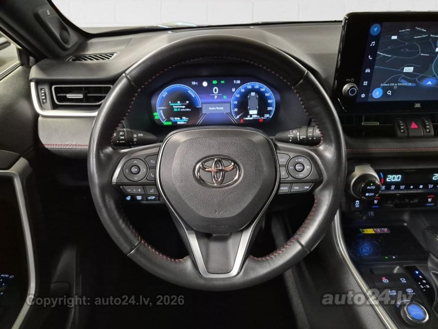Grey Toyota RAV4 2023 in Tallinn, with an engine capacity of 2.50 L and mileage of 50 thousand km for 42990 €, photo 13 on AUTOMOTO.COM.LV