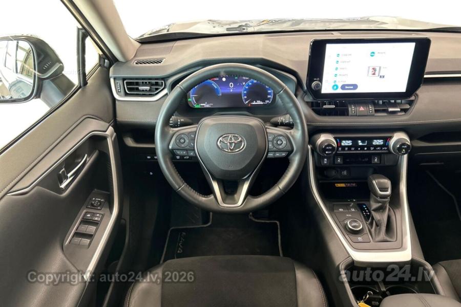 Pelēks Toyota RAV4 2024 Pērnava, ar dzinēja tilpumu 2.50 L un nobraukumu 52 tūkst. km par 38990 €, foto 9 vietnē AUTOMOTO.COM.LV