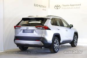 Pelēks Toyota RAV4 2024 Tallina, ar dzinēja tilpumu 2.49 L un nobraukumu 49 tūkst. km par 34500 €, foto 2 vietnē AUTOMOTO.COM.LV