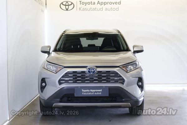 Pelēks Toyota RAV4 2024 Tallina, ar dzinēja tilpumu 2.49 L un nobraukumu 32 tūkst. km par 36500 €, foto 5 vietnē AUTOMOTO.COM.LV