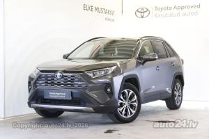 Pelēks Toyota RAV4 2024 Tallina, ar dzinēja tilpumu 2.49 L un nobraukumu 31 tūkst. km par 37900 €, foto  vietnē AUTOMOTO.COM.LV