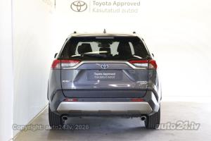 Pelēks Toyota RAV4 2024 Tallina, ar dzinēja tilpumu 2.49 L un nobraukumu 31 tūkst. km par 37900 €, foto 5 vietnē AUTOMOTO.COM.LV