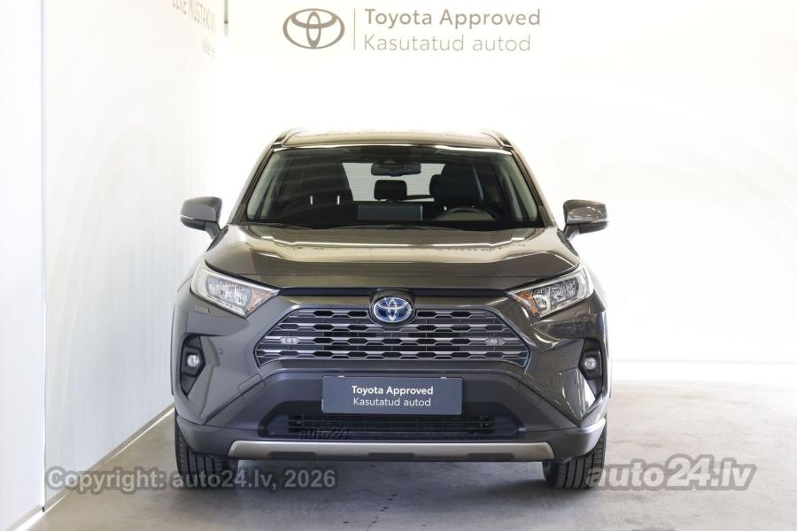 Pelēks Toyota RAV4 2024 Tallina, ar dzinēja tilpumu 2.49 L un nobraukumu 31 tūkst. km par 37900 €, foto 6 vietnē AUTOMOTO.COM.LV