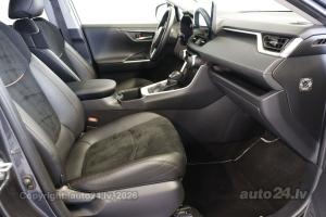 Pelēks Toyota RAV4 2024 Tallina, ar dzinēja tilpumu 2.49 L un nobraukumu 31 tūkst. km par 37900 €, foto 7 vietnē AUTOMOTO.COM.LV