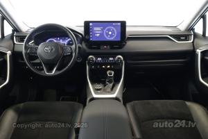Pelēks Toyota RAV4 2024 Tallina, ar dzinēja tilpumu 2.49 L un nobraukumu 31 tūkst. km par 37900 €, foto 9 vietnē AUTOMOTO.COM.LV