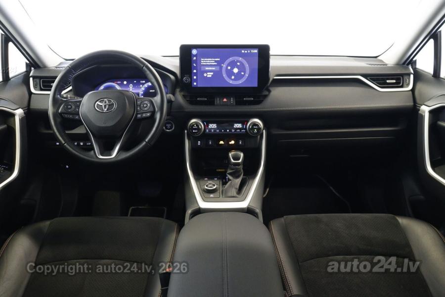Pelēks Toyota RAV4 2024 Tallina, ar dzinēja tilpumu 2.49 L un nobraukumu 31 tūkst. km par 37900 €, foto 9 vietnē AUTOMOTO.COM.LV