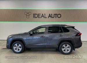 Pelēks Toyota RAV4 2024 Tallina, ar dzinēja tilpumu 2.50 L un nobraukumu 43 tūkst. km par 34990 €, foto 3 vietnē AUTOMOTO.COM.LV