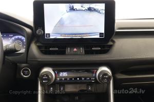 Pelēks Toyota RAV4 2024 Tallina, ar dzinēja tilpumu 2.49 L un nobraukumu 37 tūkst. km par 34490 €, foto 15 vietnē AUTOMOTO.COM.LV