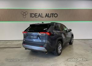 Pelēks Toyota RAV4 2024 Tallina, ar dzinēja tilpumu 2.50 L un nobraukumu 54 tūkst. km par 34990 €, foto 5 vietnē AUTOMOTO.COM.LV