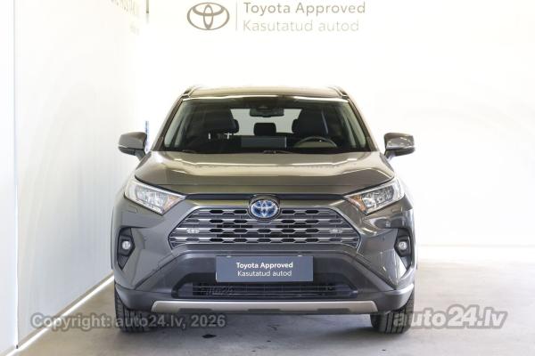 Grey Toyota RAV4 2024 in Tallinn, with an engine capacity of 2.49 L and mileage of 43 thousand km for 37900 €, photo 5 on AUTOMOTO.COM.LV