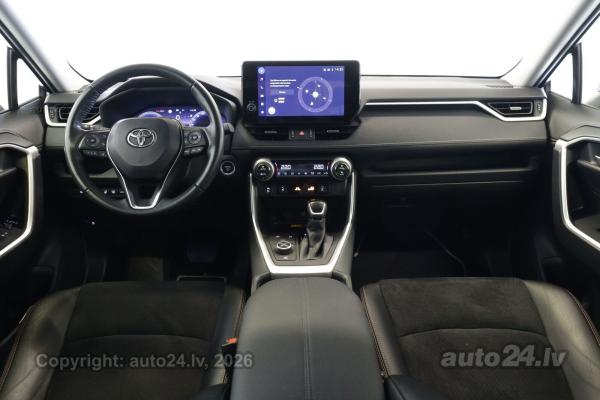 Grey Toyota RAV4 2024 in Tallinn, with an engine capacity of 2.49 L and mileage of 43 thousand km for 37900 €, photo 8 on AUTOMOTO.COM.LV