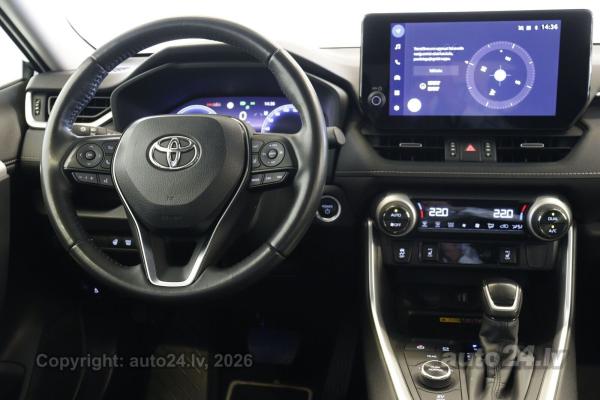 Grey Toyota RAV4 2024 in Tallinn, with an engine capacity of 2.49 L and mileage of 43 thousand km for 37900 €, photo 9 on AUTOMOTO.COM.LV