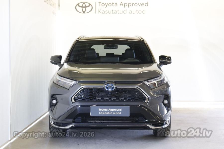 Pelēks Toyota RAV4 2024 Tallina, ar dzinēja tilpumu 2.49 L un nobraukumu 44 tūkst. km par 44990 €, foto 6 vietnē AUTOMOTO.COM.LV