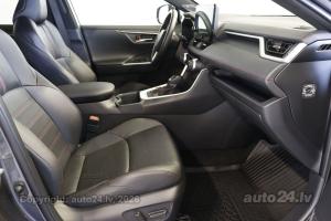 Pelēks Toyota RAV4 2024 Tallina, ar dzinēja tilpumu 2.49 L un nobraukumu 44 tūkst. km par 44990 €, foto 7 vietnē AUTOMOTO.COM.LV