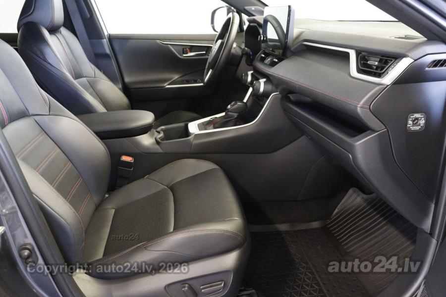 Pelēks Toyota RAV4 2024 Tallina, ar dzinēja tilpumu 2.49 L un nobraukumu 44 tūkst. km par 44990 €, foto 7 vietnē AUTOMOTO.COM.LV