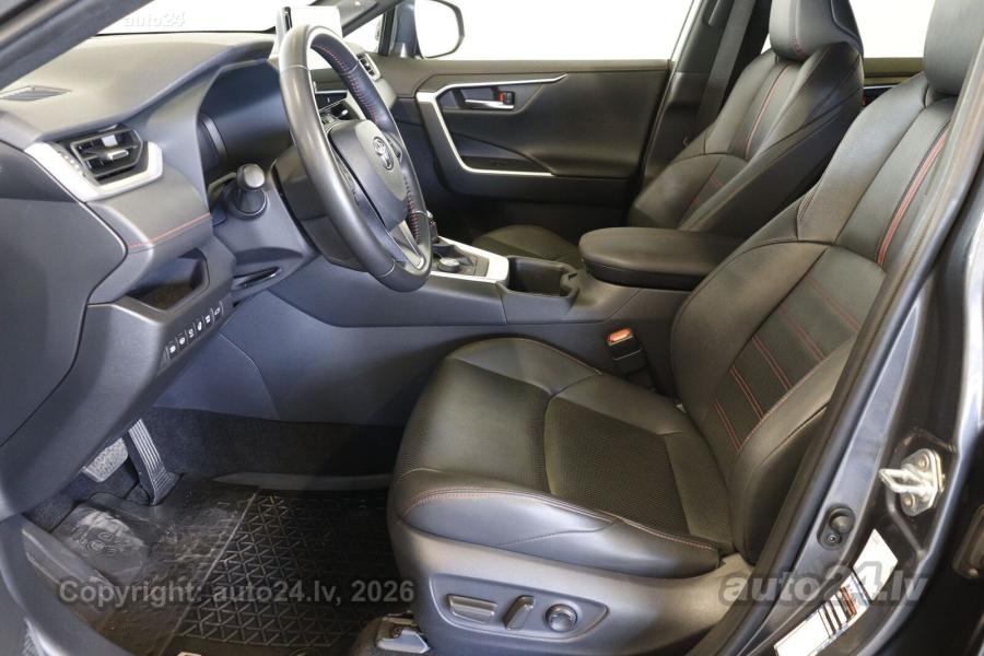 Pelēks Toyota RAV4 2024 Tallina, ar dzinēja tilpumu 2.49 L un nobraukumu 44 tūkst. km par 44990 €, foto 12 vietnē AUTOMOTO.COM.LV