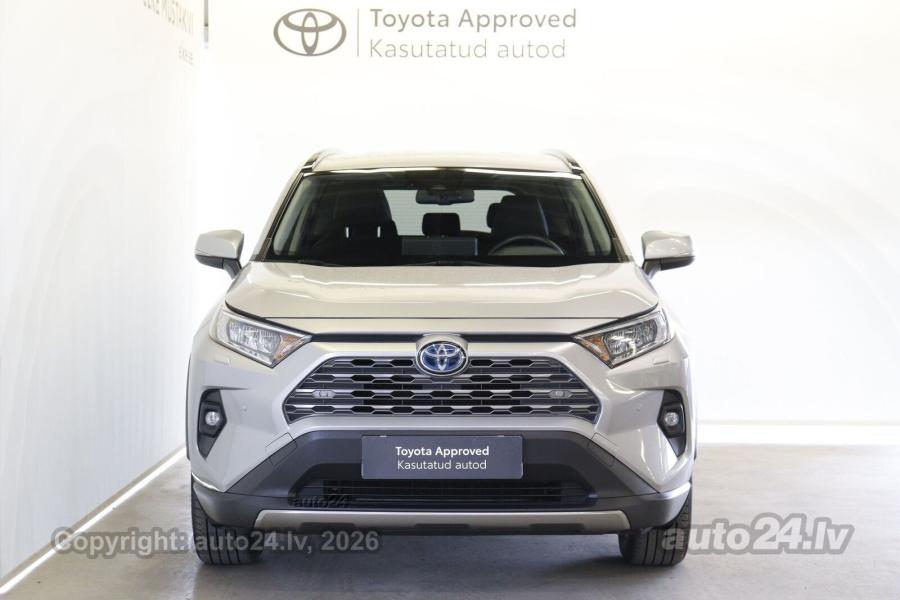Pelēks Toyota RAV4 2024 Tallina, ar dzinēja tilpumu 2.49 L un nobraukumu 47 tūkst. km par 37600 €, foto 6 vietnē AUTOMOTO.COM.LV