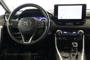 Pelēks Toyota RAV4 2024 Tallina, ar dzinēja tilpumu 2.49 L un nobraukumu 47 tūkst. km par 37600 €, foto 10 vietnē AUTOMOTO.COM.LV