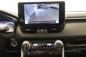 Pelēks Toyota RAV4 2024 Tallina, ar dzinēja tilpumu 2.49 L un nobraukumu 47 tūkst. km par 37600 €, foto 15 vietnē AUTOMOTO.COM.LV