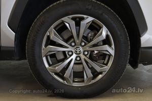 Pelēks Toyota RAV4 2024 Tallina, ar dzinēja tilpumu 2.49 L un nobraukumu 47 tūkst. km par 37600 €, foto 16 vietnē AUTOMOTO.COM.LV