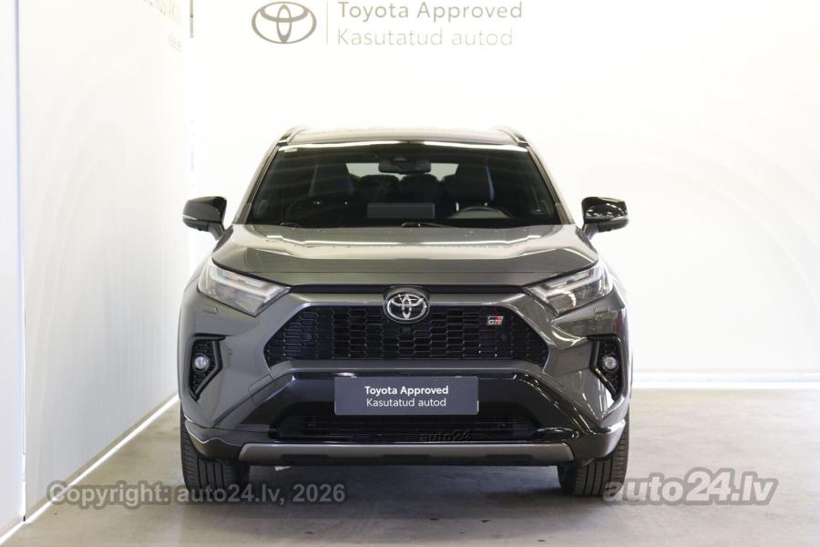 Grey Toyota RAV4 2024 in Tallinn, with an engine capacity of 2.49 L and mileage of 57 thousand km for 41500 €, photo 6 on AUTOMOTO.COM.LV