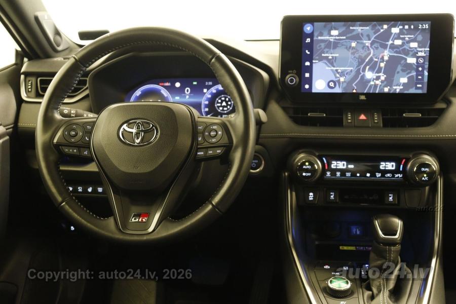 Grey Toyota RAV4 2024 in Tallinn, with an engine capacity of 2.49 L and mileage of 57 thousand km for 41500 €, photo 10 on AUTOMOTO.COM.LV