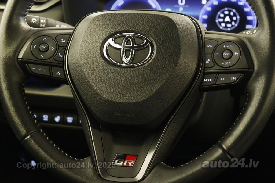 Grey Toyota RAV4 2024 in Tallinn, with an engine capacity of 2.49 L and mileage of 57 thousand km for 41500 €, photo 13 on AUTOMOTO.COM.LV