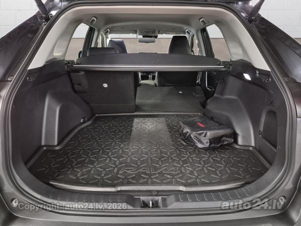 Toyota RAV4 2024 Tallina vietnē Pelēks Toyota RAV4 2024 Tallina, ar dzinēja tilpumu 2.50 L un nobraukumu 59 tūkst. km par 36990 €, foto 11 vietnē AUTOMOTO.COM.LV