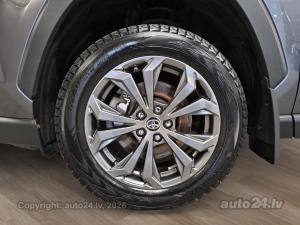Pelēks Toyota RAV4 2024 Tallina, ar dzinēja tilpumu 2.50 L un nobraukumu 59 tūkst. km par 36990 €, foto 16 vietnē AUTOMOTO.COM.LV