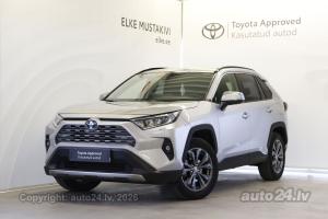 Grey Toyota RAV4 2025 in Tallinn, with an engine capacity of 2.49 L and mileage of 9 thousand km for 37990 €, photo  on AUTOMOTO.COM.LV