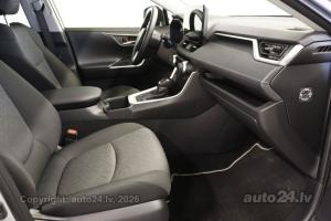 Grey Toyota RAV4 2025 in Tallinn, with an engine capacity of 2.49 L and mileage of 9 thousand km for 37990 €, photo 7 on AUTOMOTO.COM.LV