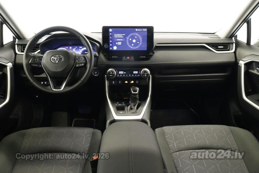 Grey Toyota RAV4 2025 in Tallinn, with an engine capacity of 2.49 L and mileage of 9 thousand km for 37990 €, photo 9 on AUTOMOTO.COM.LV