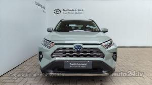 Grey Toyota RAV4 2025 in Tallinn, with an engine capacity of 2.49 L and mileage of 13 thousand km for 39995 €, photo 6 on AUTOMOTO.COM.LV