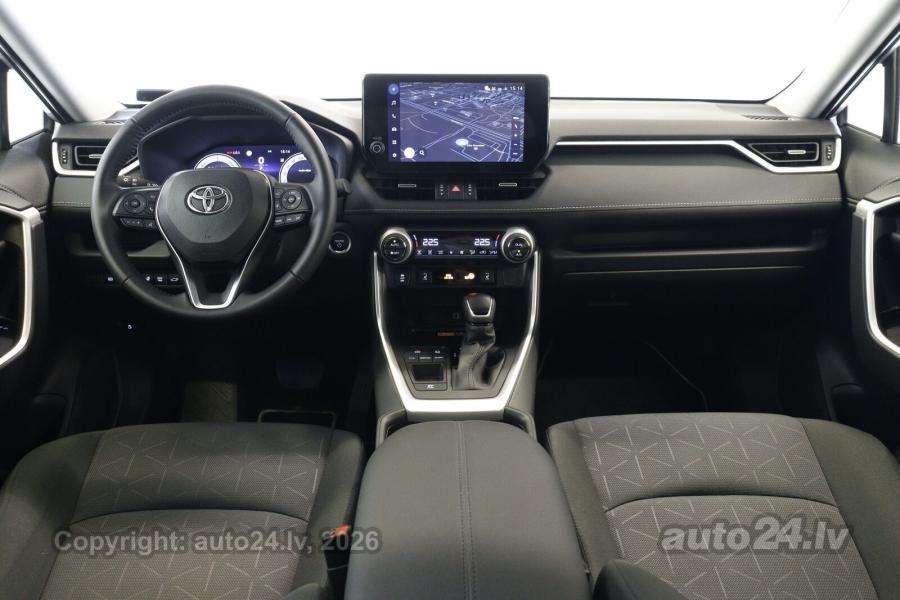 Grey Toyota RAV4 2025 in Tallinn, with an engine capacity of 2.49 L and mileage of 11 thousand km for 38900 €, photo 9 on AUTOMOTO.COM.LV