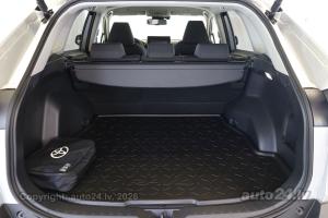 Grey Toyota RAV4 2025 in Tallinn, with an engine capacity of 2.49 L and mileage of 11 thousand km for 38900 €, photo 11 on AUTOMOTO.COM.LV