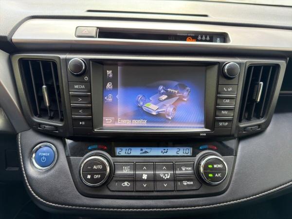 Toyota RAV4 2016 Pērnava, ar dzinēja tilpumu 2.50 L un nobraukumu 186 tūkst. km par 14900 €, foto 7 vietnē AUTOMOTO.COM.LV