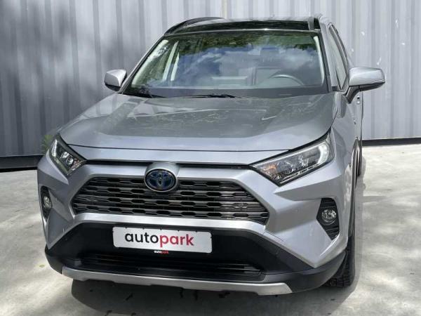 Toyota RAV4 2019 Viļņa, ar dzinēja tilpumu 2.49 L un nobraukumu 151 tūkst. km par 22000 €, foto 3 vietnē AUTOMOTO.COM.LV