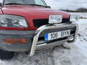 Red Toyota RAV4 1997 in Trakai, with an engine capacity of 2.00 L and mileage of 221 thousand km for 1950 €, photo 21 on AUTOMOTO.COM.LV