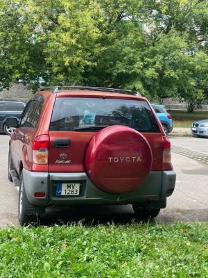 Red Toyota RAV4 2000 in Daugavpils, with an engine capacity of 2.00 L and mileage of 259 thousand km for 2300 €, photo 6 on AUTOMOTO.COM.LV