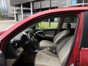 Red Toyota RAV4 2006 in Vilnius, with an engine capacity of 3.50 L and mileage of 180 thousand km for 3990 €, photo 9 on AUTOMOTO.COM.LV