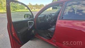 Sarkans Toyota RAV4 2007 Jelgava, ar dzinēja tilpumu 2.00 L un nobraukumu 220 tūkst. km par 6000 €, foto 7 vietnē AUTOMOTO.COM.LV