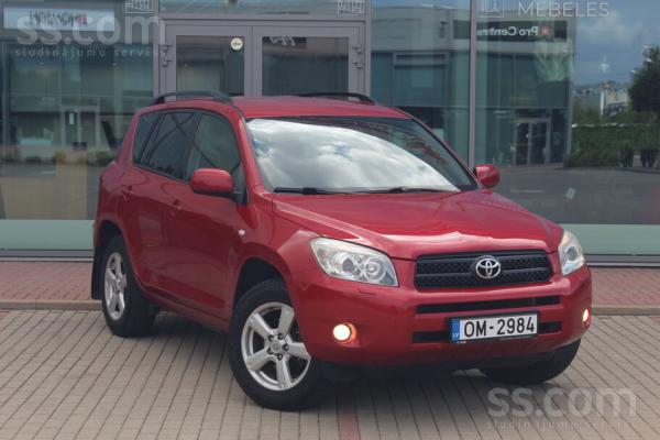 Sarkans Toyota RAV4 2007 Rīga, ar dzinēja tilpumu 2.00 L un nobraukumu 218 tūkst. km par 4999 €, foto 1 vietnē AUTOMOTO.COM.LV