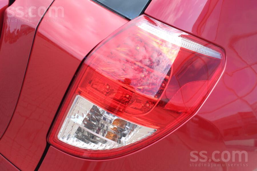 Red Toyota RAV4 2007 in Riga, with an engine capacity of 2.00 L and mileage of 218 thousand km for 4999 €, photo 29 on AUTOMOTO.COM.LV