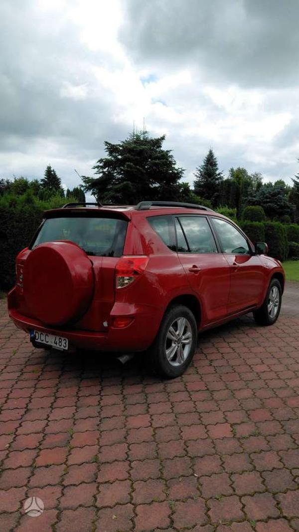 Sarkans Toyota RAV4 2007 Viļņa, ar dzinēja tilpumu 2.23 L un nobraukumu 272 tūkst. km par 2900 €, foto 6 vietnē AUTOMOTO.COM.LV